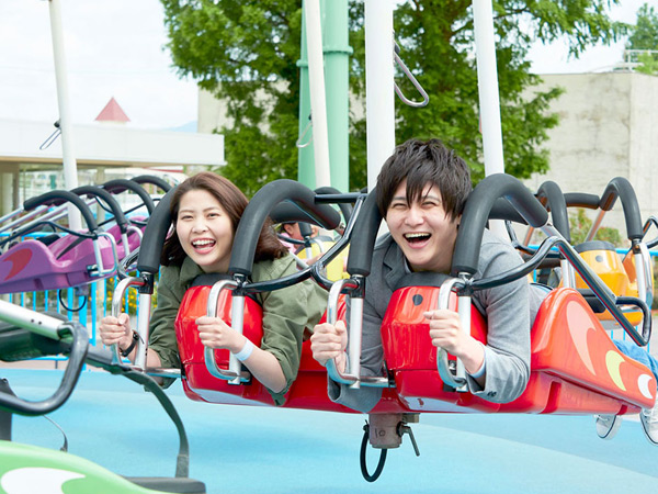 ひらかたパーク（ひらパー） 演出や広告で集客を図るおもしろ・ユル目な遊園地 大阪観光スポット情報｜バスツアーのアップオン